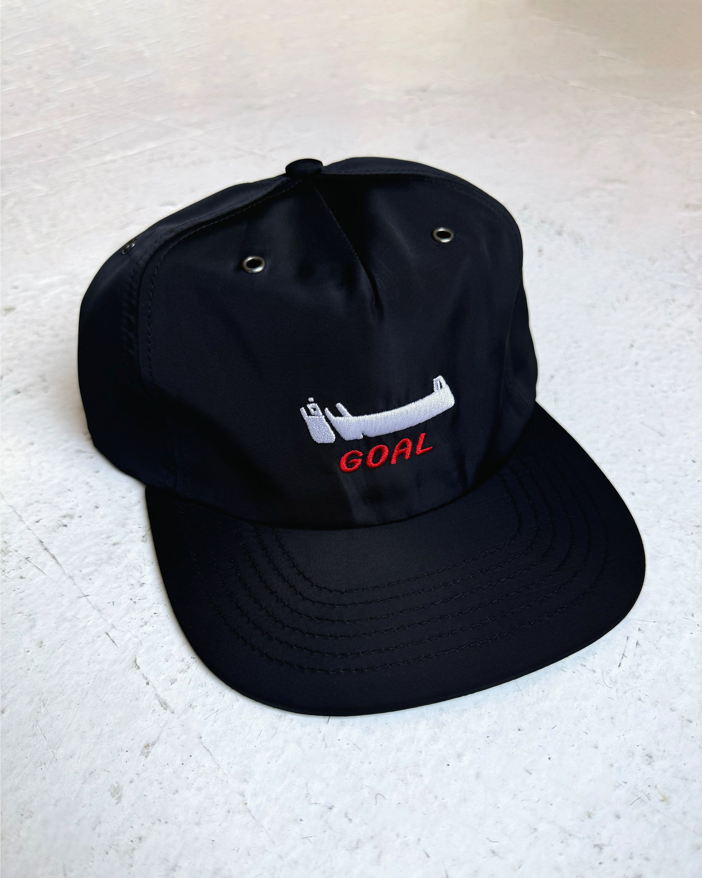 GOAL SIDELINE HAT – SCENES